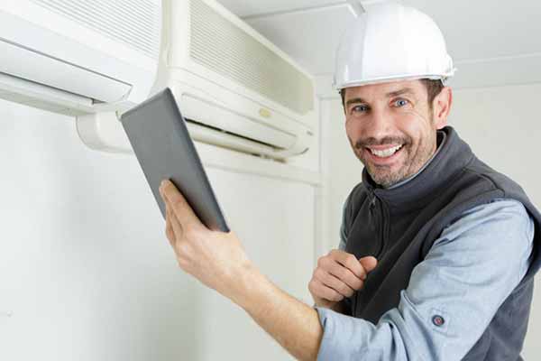 Ways the Right HVAC Contractor Can Lower Your Energy Costs